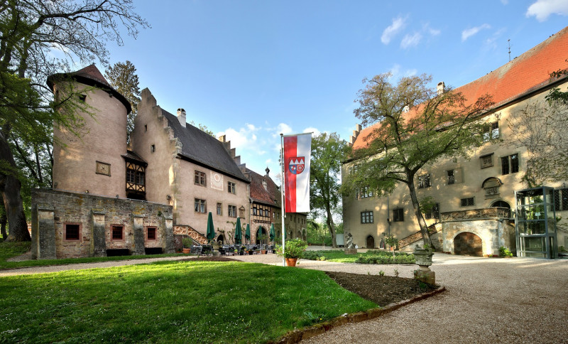 Home | Museen Schloss Aschach - 1 Ort - 3 Museen